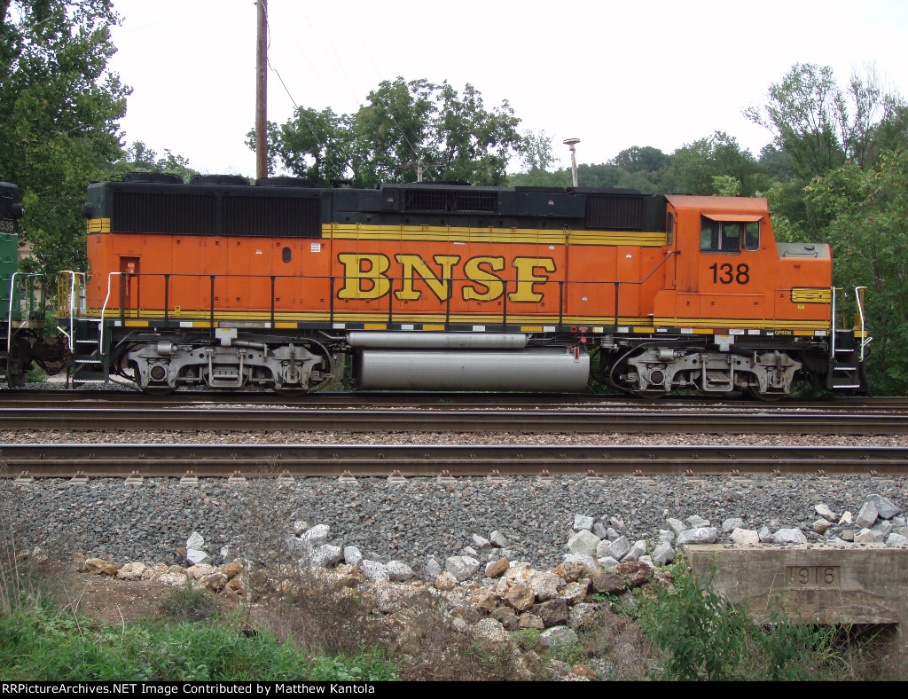 BNSF 138